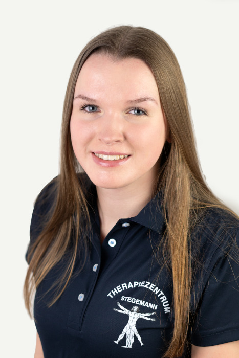 Stephanie Behrens's Instagram, Twitter & Facebook on IDCrawl